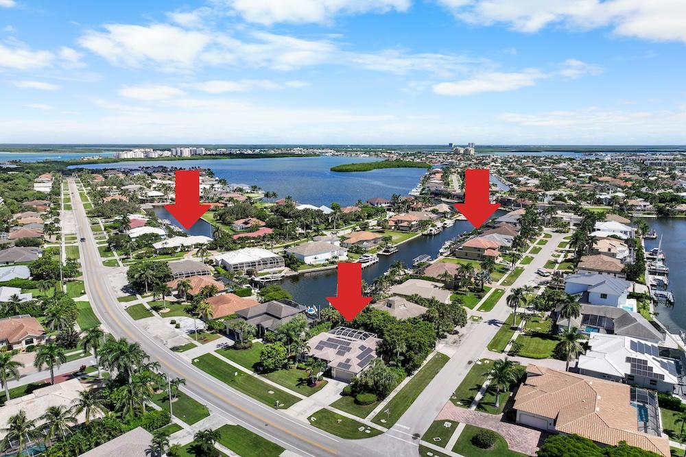 Houses on Marco Island Near Each Other | Marco Island Vacation Properties